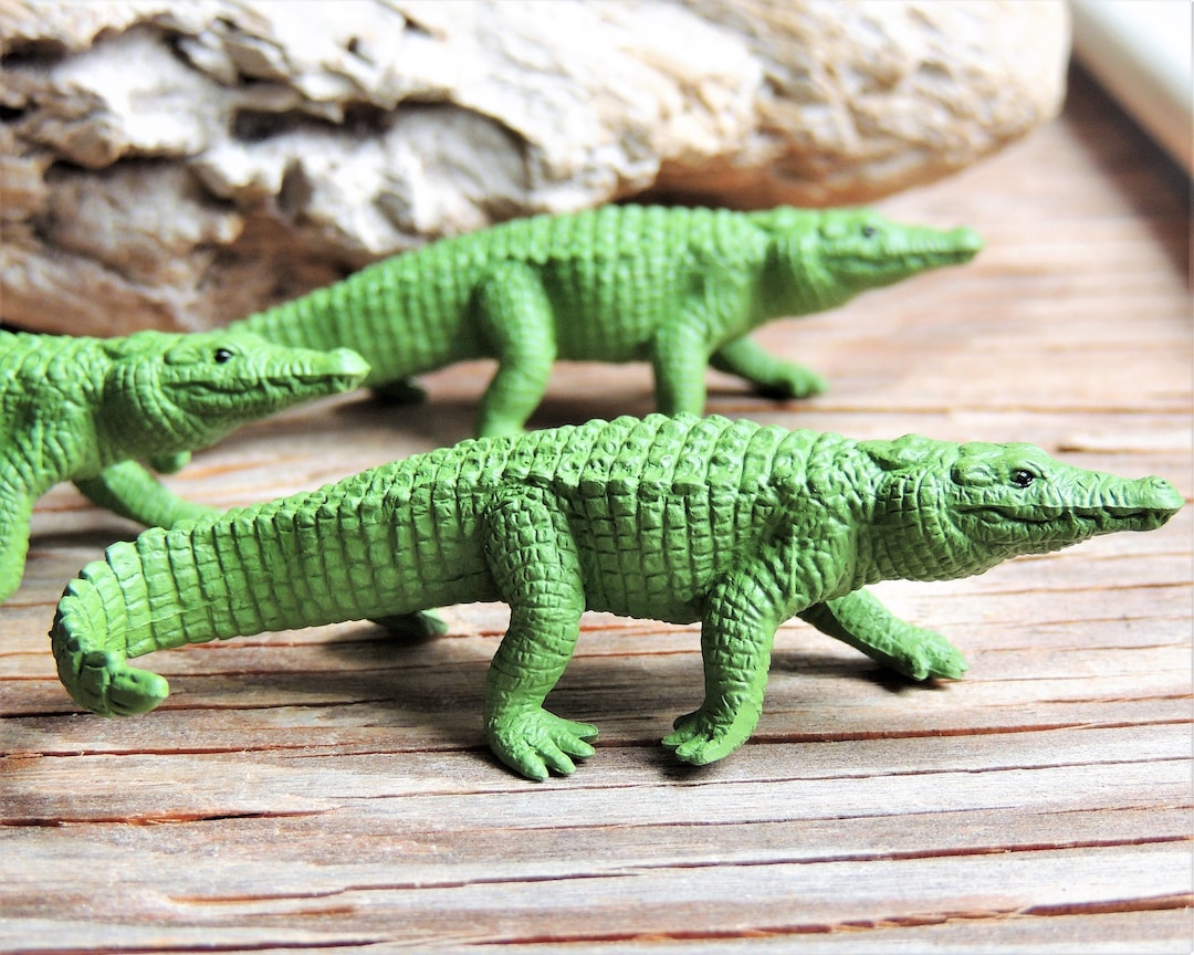 CROCODILE MINIATURE Animals Figurines Figures Fairy Garden Dollhouse ...