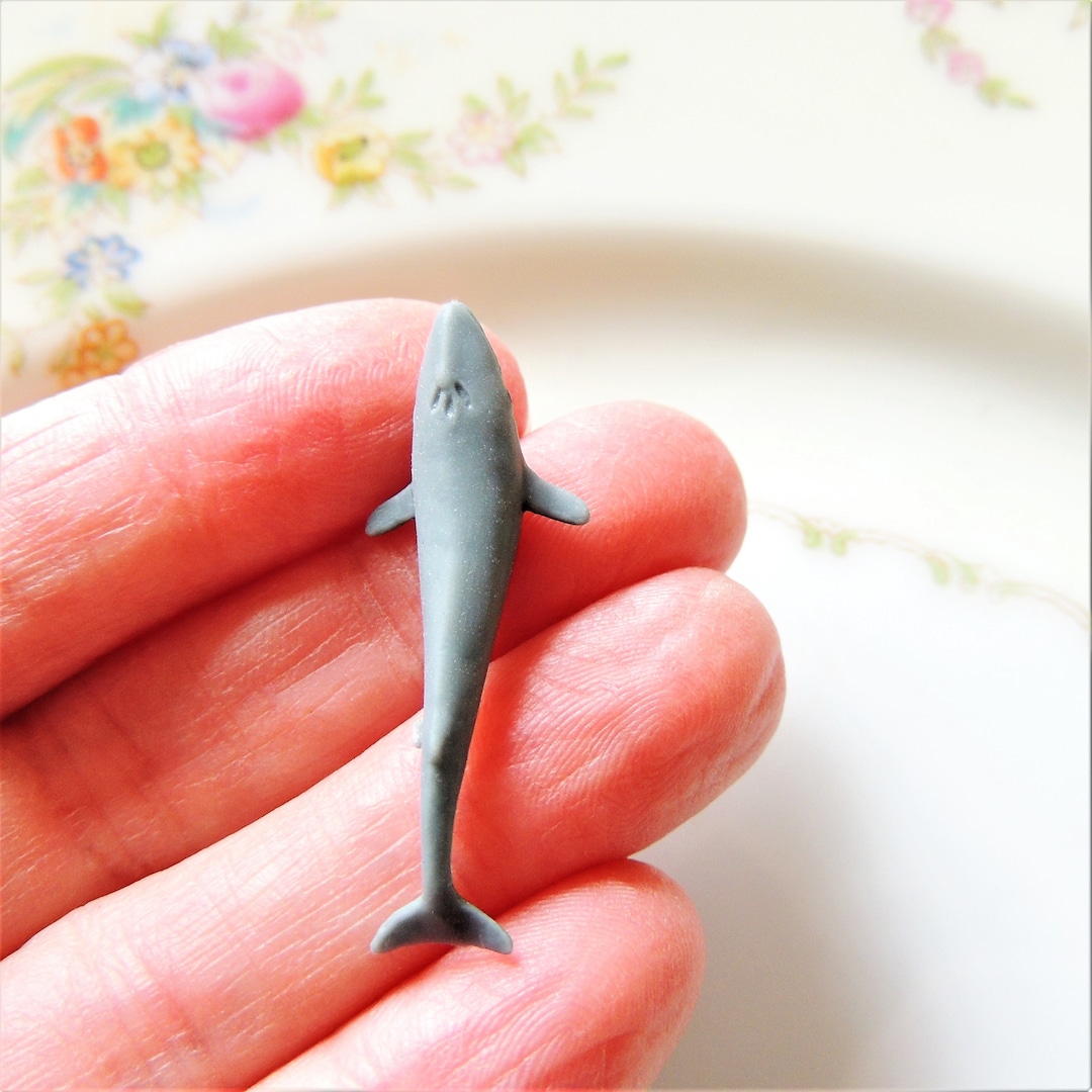 MINIATURE Blue Whale Sea Life Animals Figurine Figure Dollhouse Diorama ...