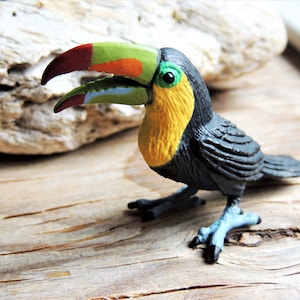 Large MINIATURE TOUCAN Bird Animals Figure Figurine Dollhouse Fairy ...