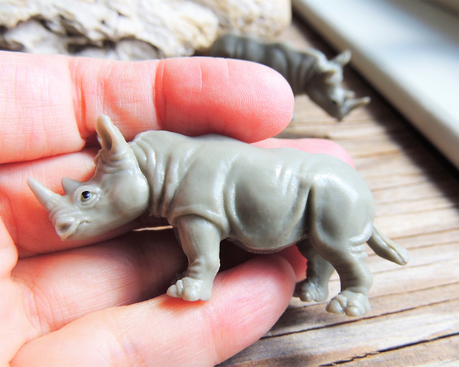 MINIATURE RHINO Animal Figurines Figures Fairy Gardens Dollhouse ...