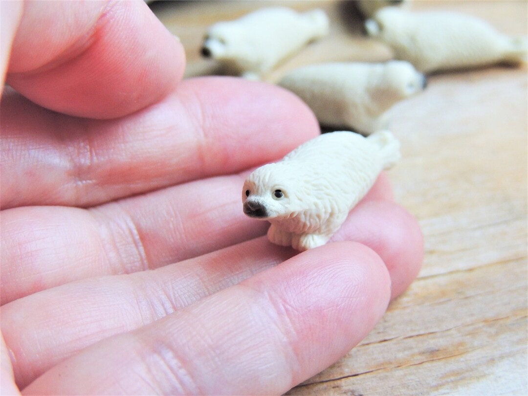 Tiny MINIATURE HARP SEAL Pup Animals Figurines Figures Terrarium Fairy ...