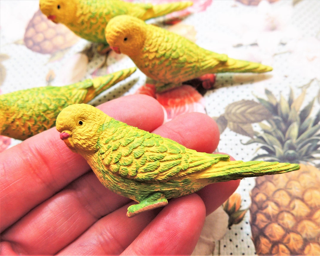 PARAKEET MINIATURE ANIMALS Plastic Birds Animal Figures Figurine ...