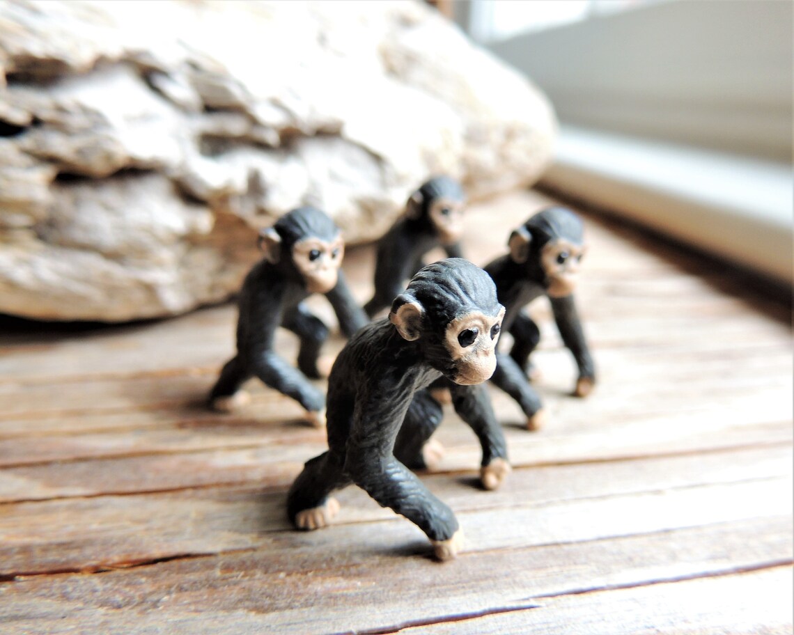 MINIATURE CHIMPANZEE: Tiny Animal Figurine CHIMP Figure Dollhouse Fairy ...