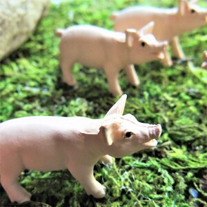 MINIATURE PIGLET Pig Farm Animal Figures Figurines Fairy Garden ...