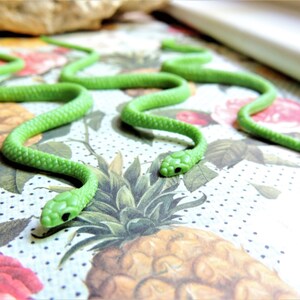 MINIATURE ANIMALS Green SNAKE Figurines Figure Boa Viper Python Mamba ...