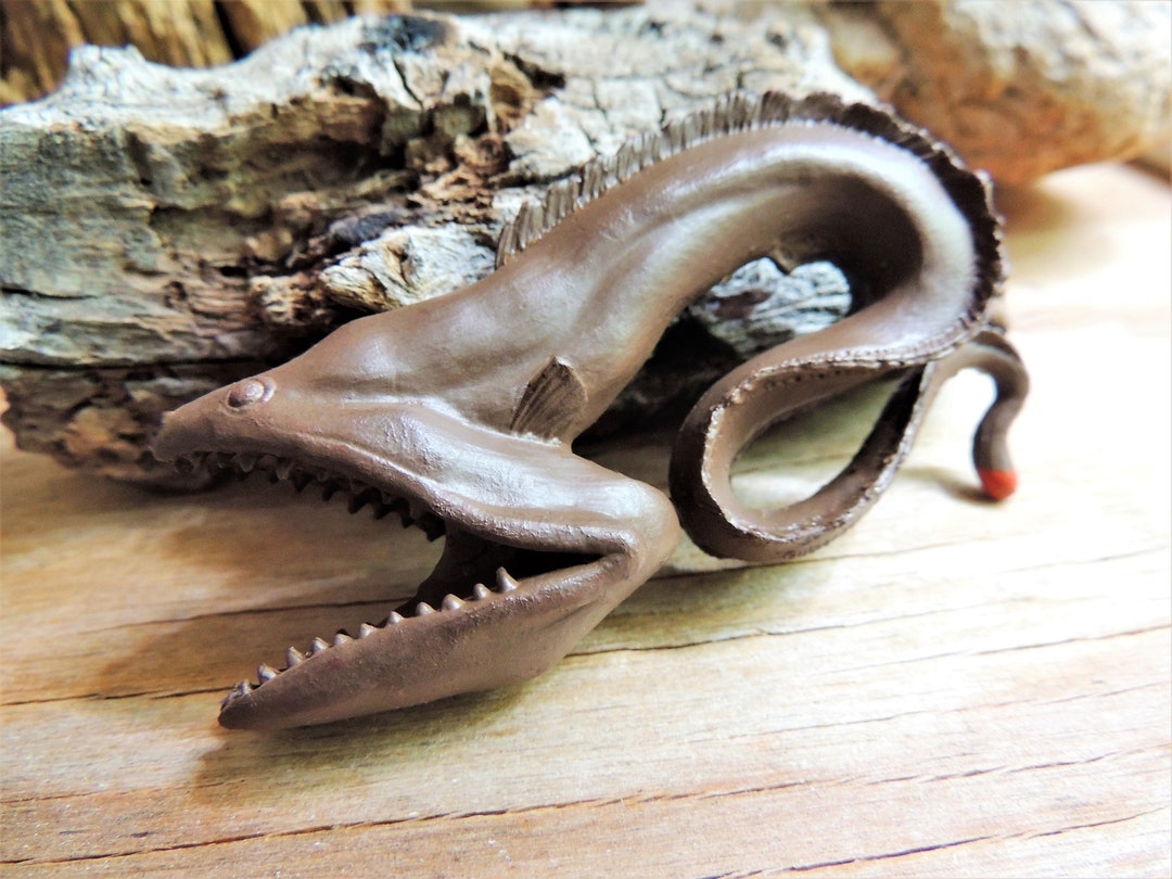 MINIATURE GULPER FISH Pelican Eel Deep Sea Animal Figure Figurine ...