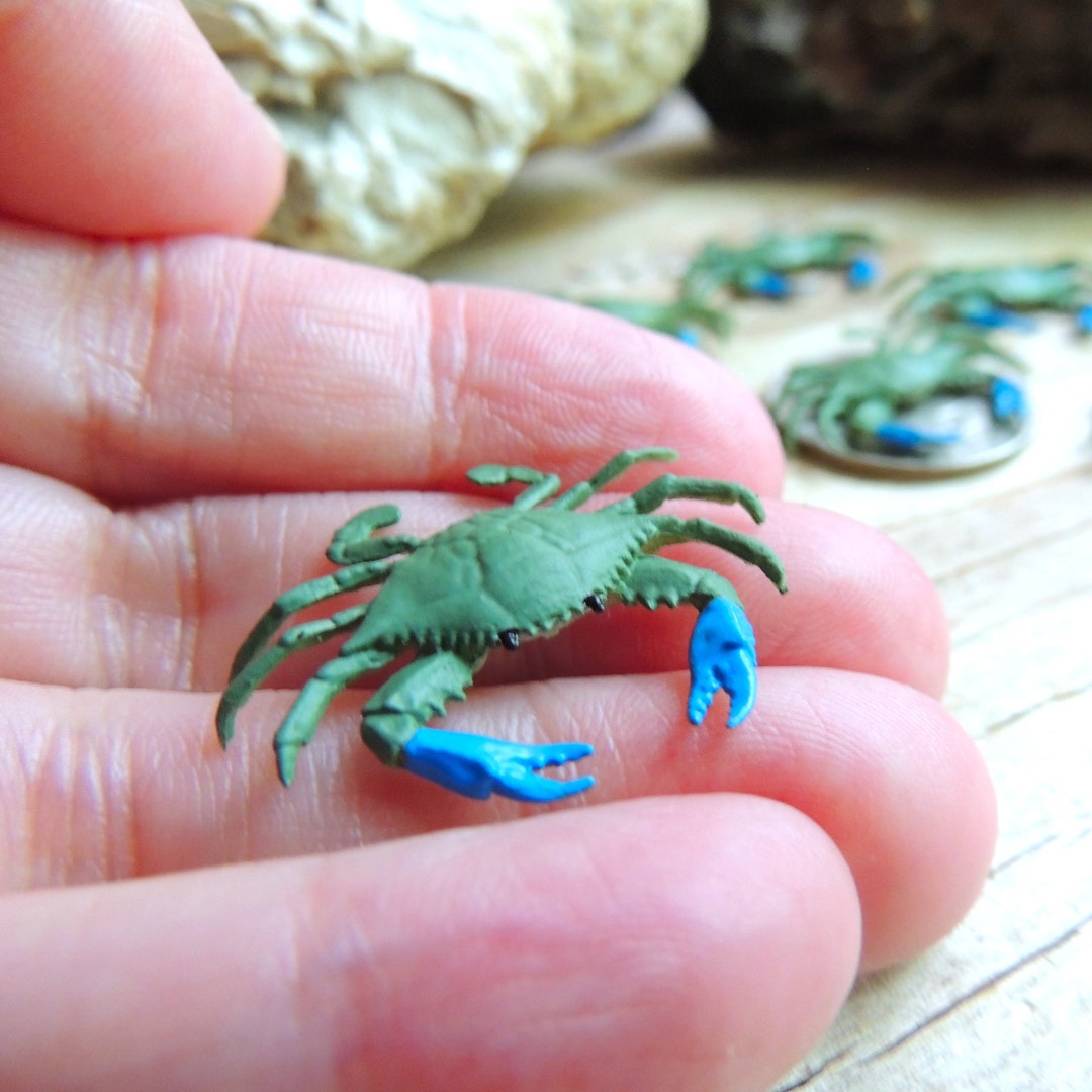 BLUE CRAB MINIATURE Animal Figurine Tiny Mini Figures Micro Minis ...