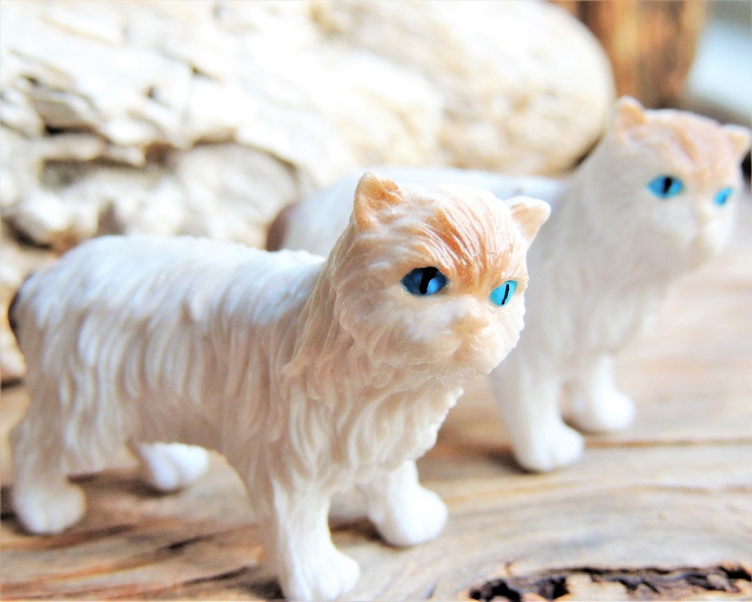 MINIATURE CAT FIGURINES Animal Mini Figure Birman Cats Kitten White ...