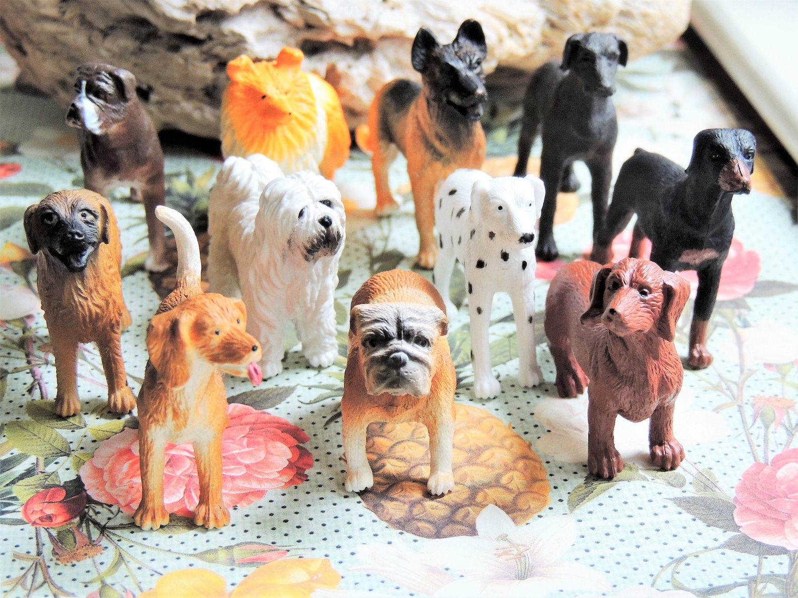Dog MINIATURE DOG FIGURINE Set Animals Figures Fairy Garden Dollhouse ...