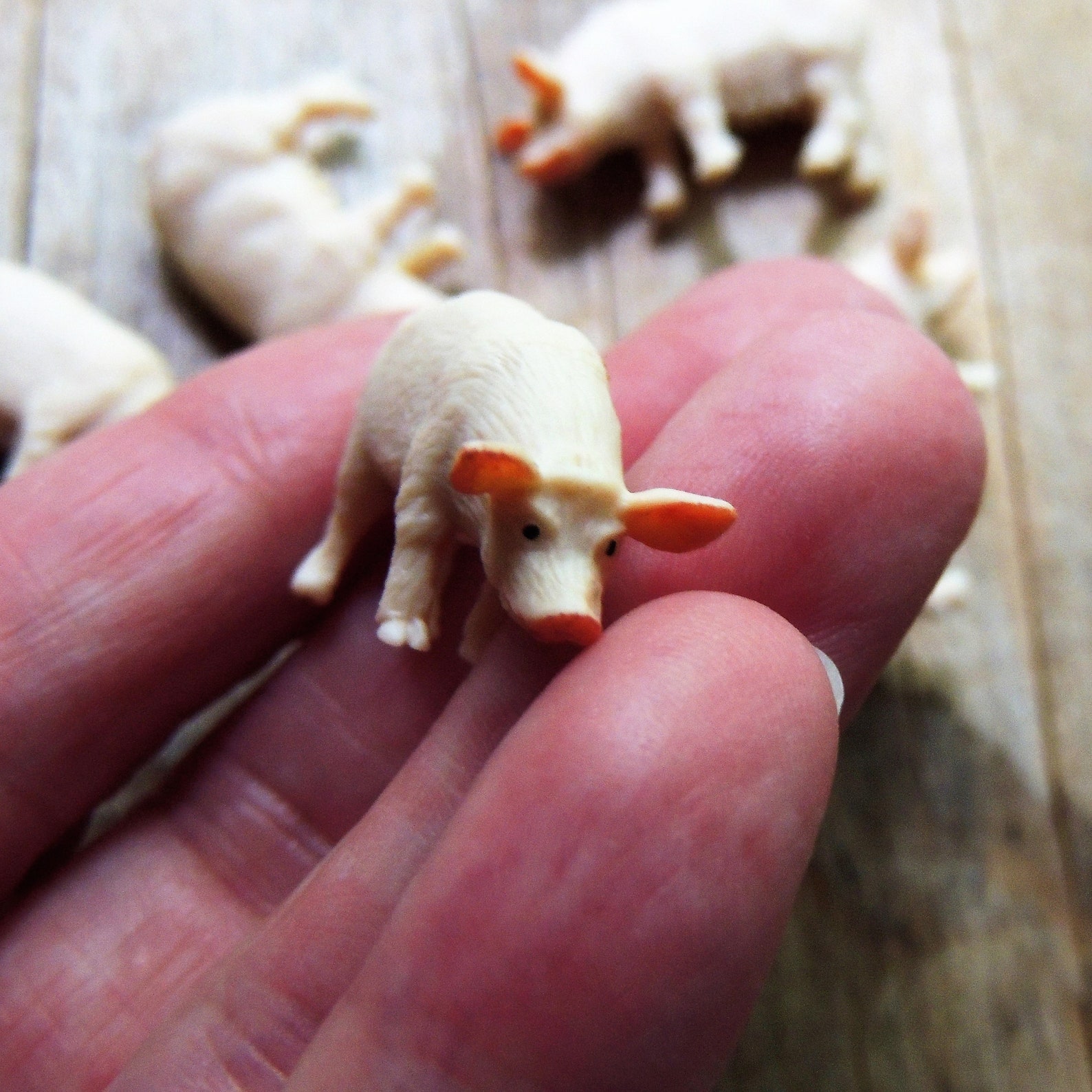 MINIATURE PIG Farm Animals Figurines Figure Tiny Mini Dollhouse Fairy ...