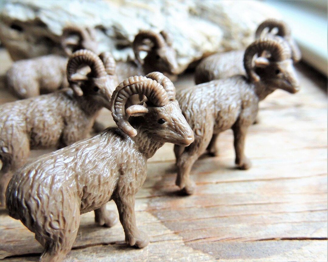 RAM MINIATURE ANIMALS Figures Figurines Dollhouse Fairy Garden Diorama ...