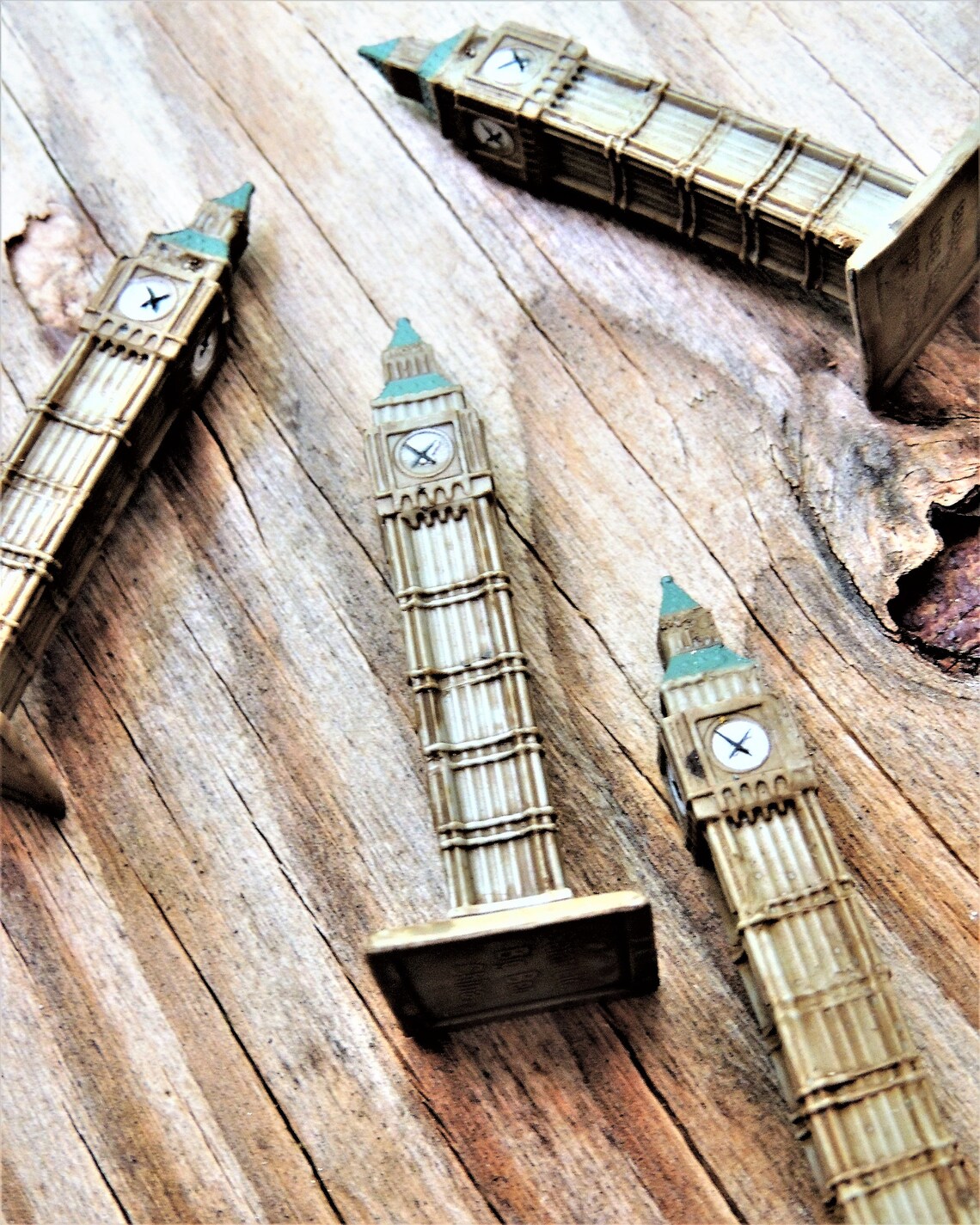MINIATURE BIG BEN Landmark London Plastic Figures Figurines Terrarium ...