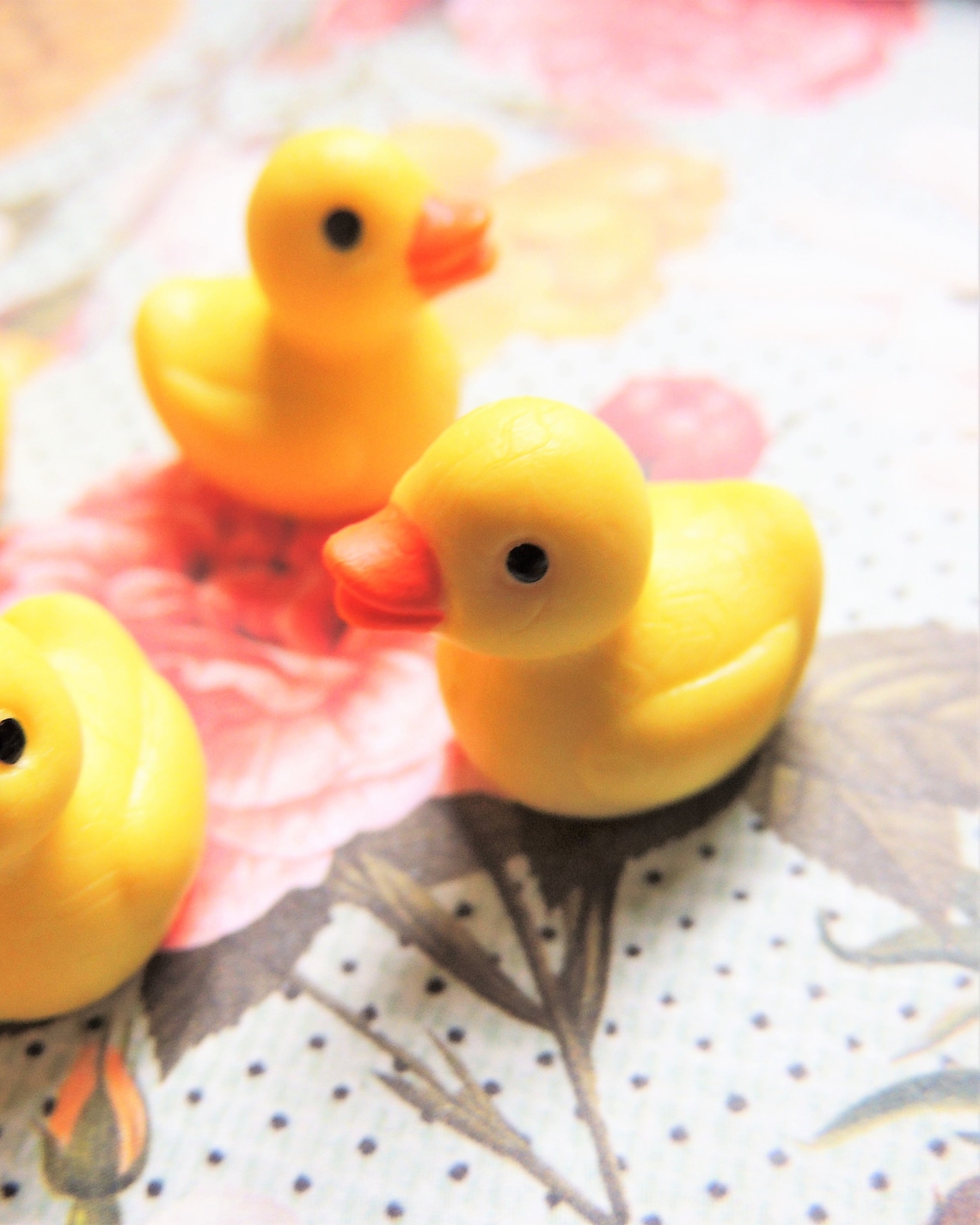MINIATURE RUBBER DUCK Ducky Duckies Micro Minis Tiny Dollhouse - Etsy