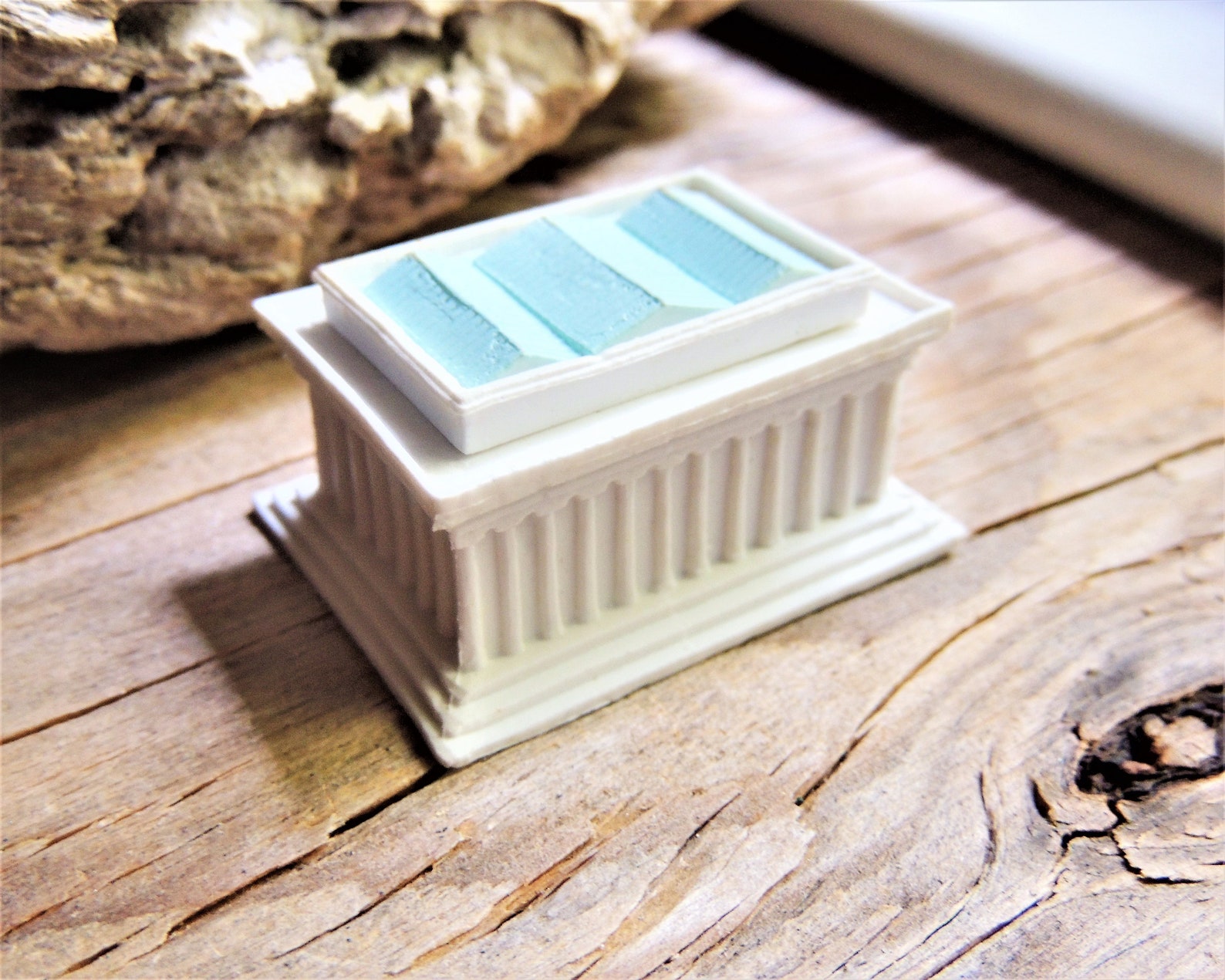MINIATURE LINCOLN MEMORIAL Figures Figurine Diorama Terrarium Craft ...