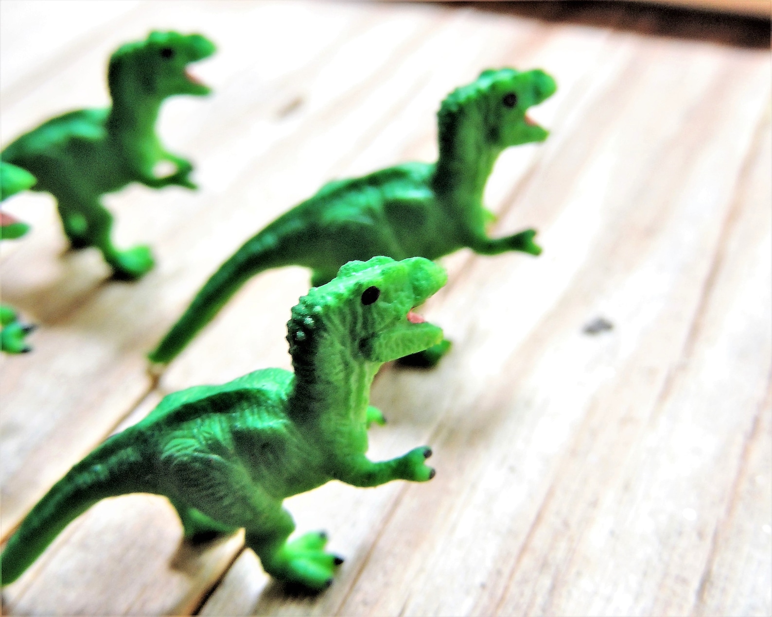 MINIATURE DINOSAUR T-rex Tyrannosaurus Rex Figures Dollhouse Terrarium ...