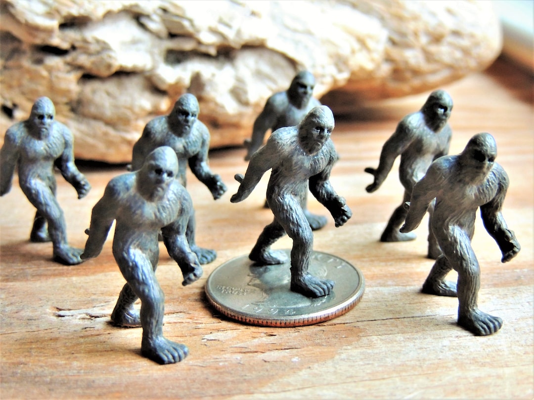 MINIATURE BIGFOOT Set Mini Figures Dollhouse Terrarium Diorama Tiny ...