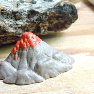 MINIATURE PREHISTORIC LIFE Figure Set Caveman Volcano Mammoth Sloth ...