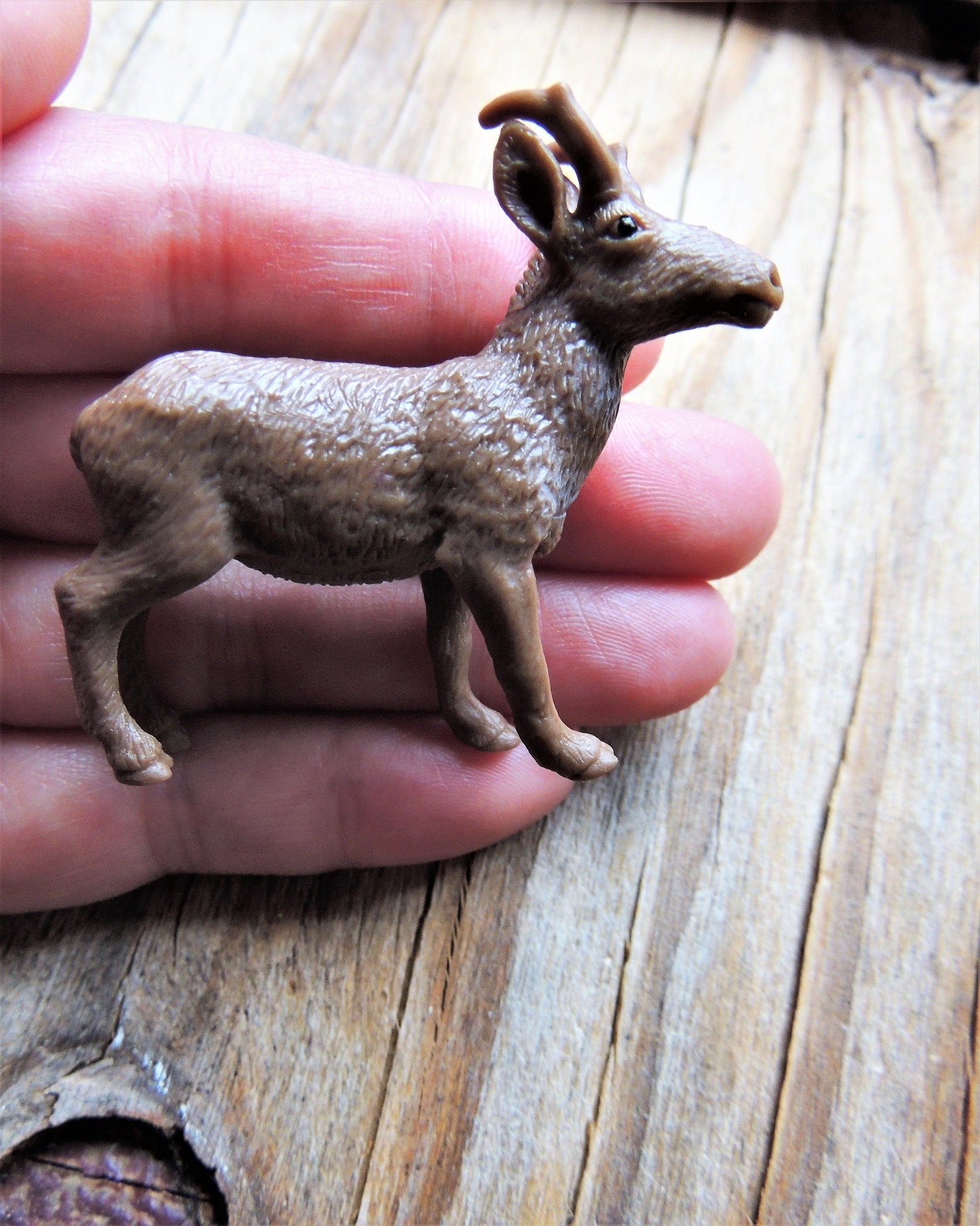 MINIATURE PRONGHORN BUCK Plastic Animals Figures Figurines Dollhouse ...