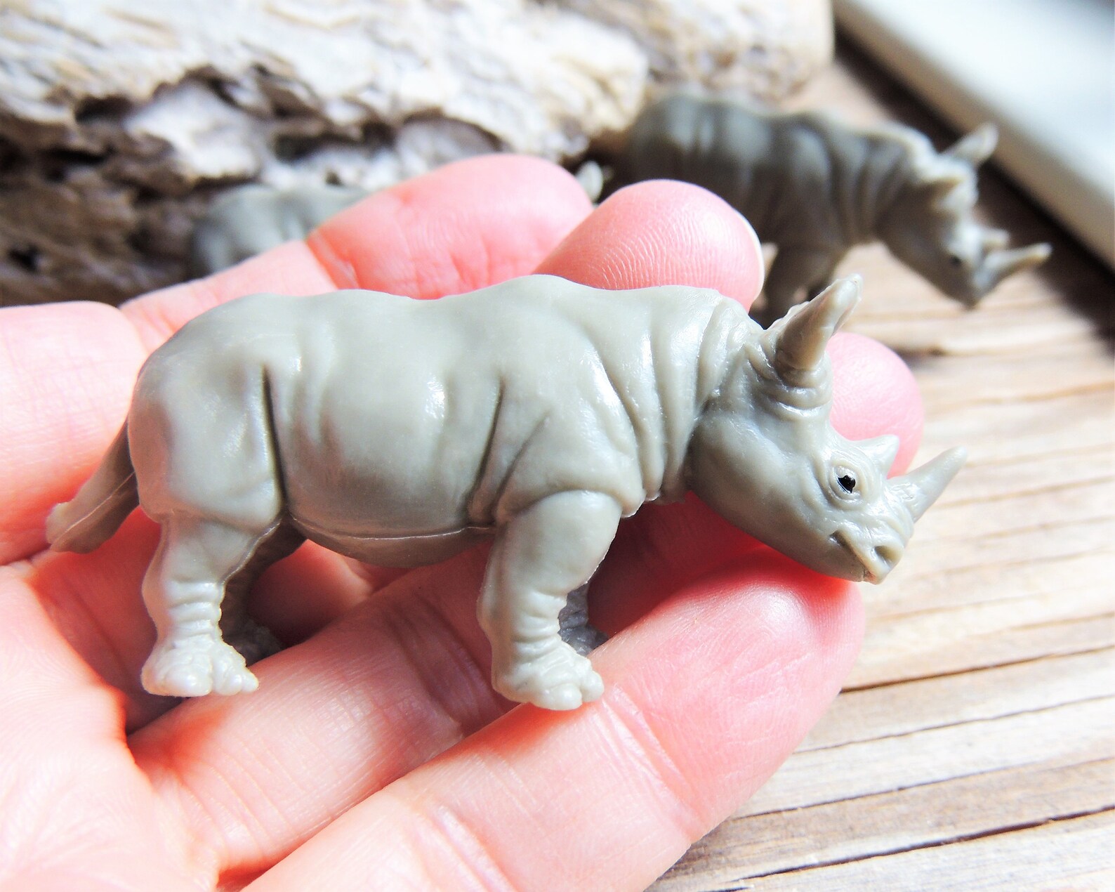 MINIATURE RHINO Animal Figurines Figures Fairy Gardens Dollhouse ...