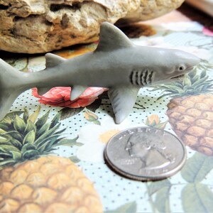 GREAT-WHITE SHARK Miniature Animal Figurine Dollhouse Fairy Garden ...