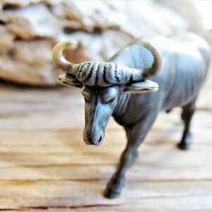 MINIATURE CAPE BUFFALO Animal Figurines Figures Fairy Garden Dollhouse ...