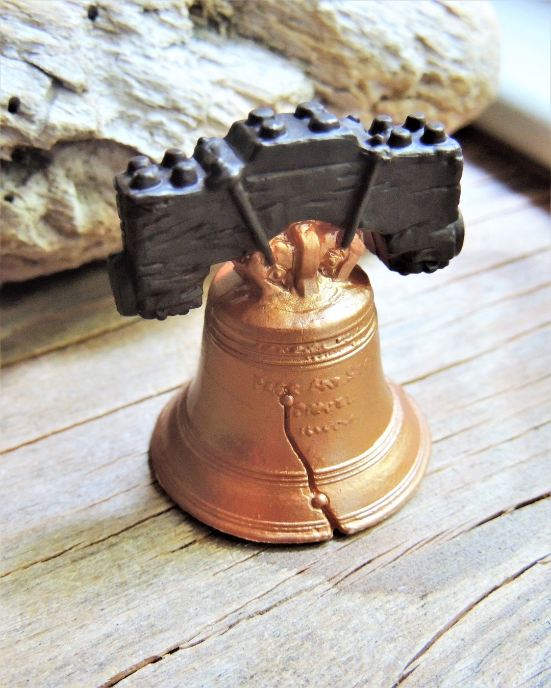 MINIATURE LIBERTY BELL Figures Figurine Diorama Terrarium Supplies ...