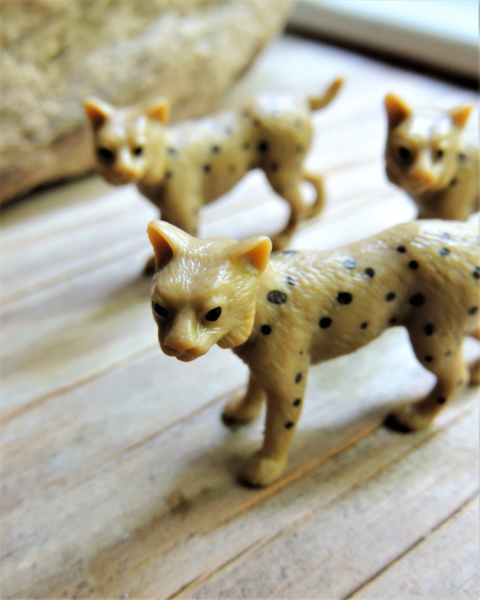 MINIATURE BOBCAT Animals Figures Figurines Diorama Terrarium - Etsy