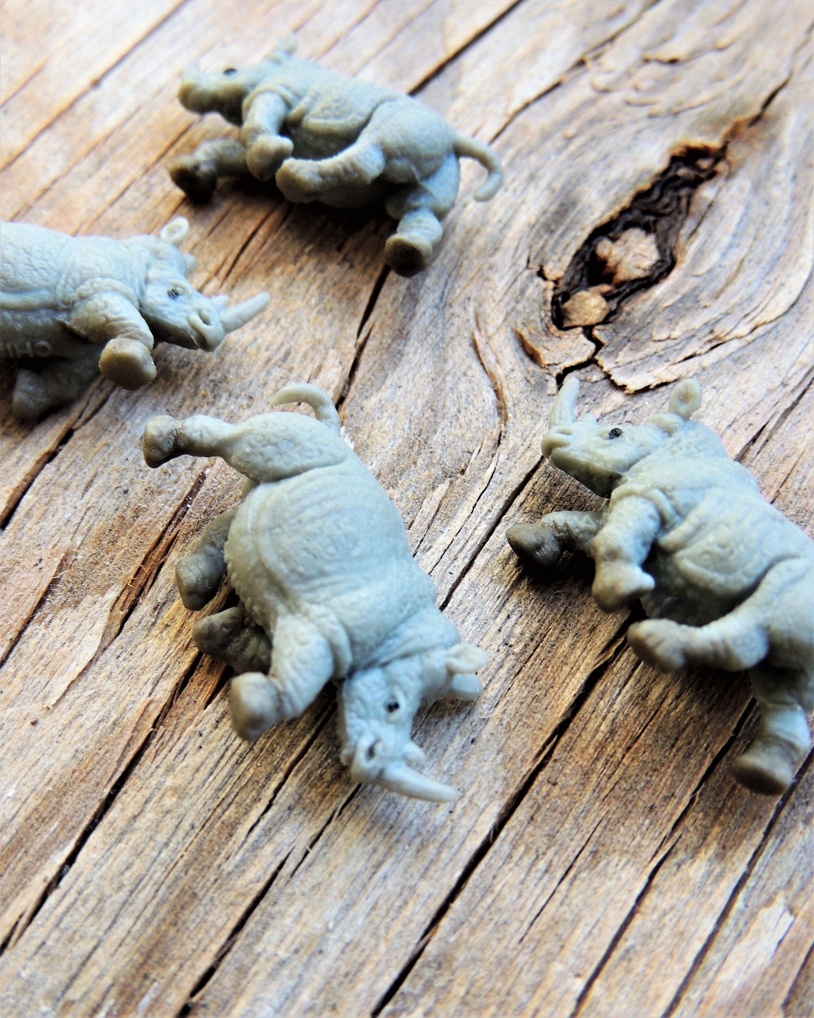 MINIATURE ANIMALS: Rhino Rhinoceros Figurine Mini Rhinos - Etsy
