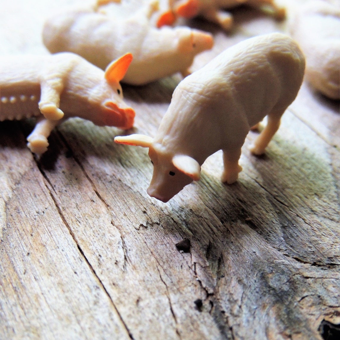 MINIATURE PIG Farm Animals Figurines Figure Tiny Mini Dollhouse Fairy ...
