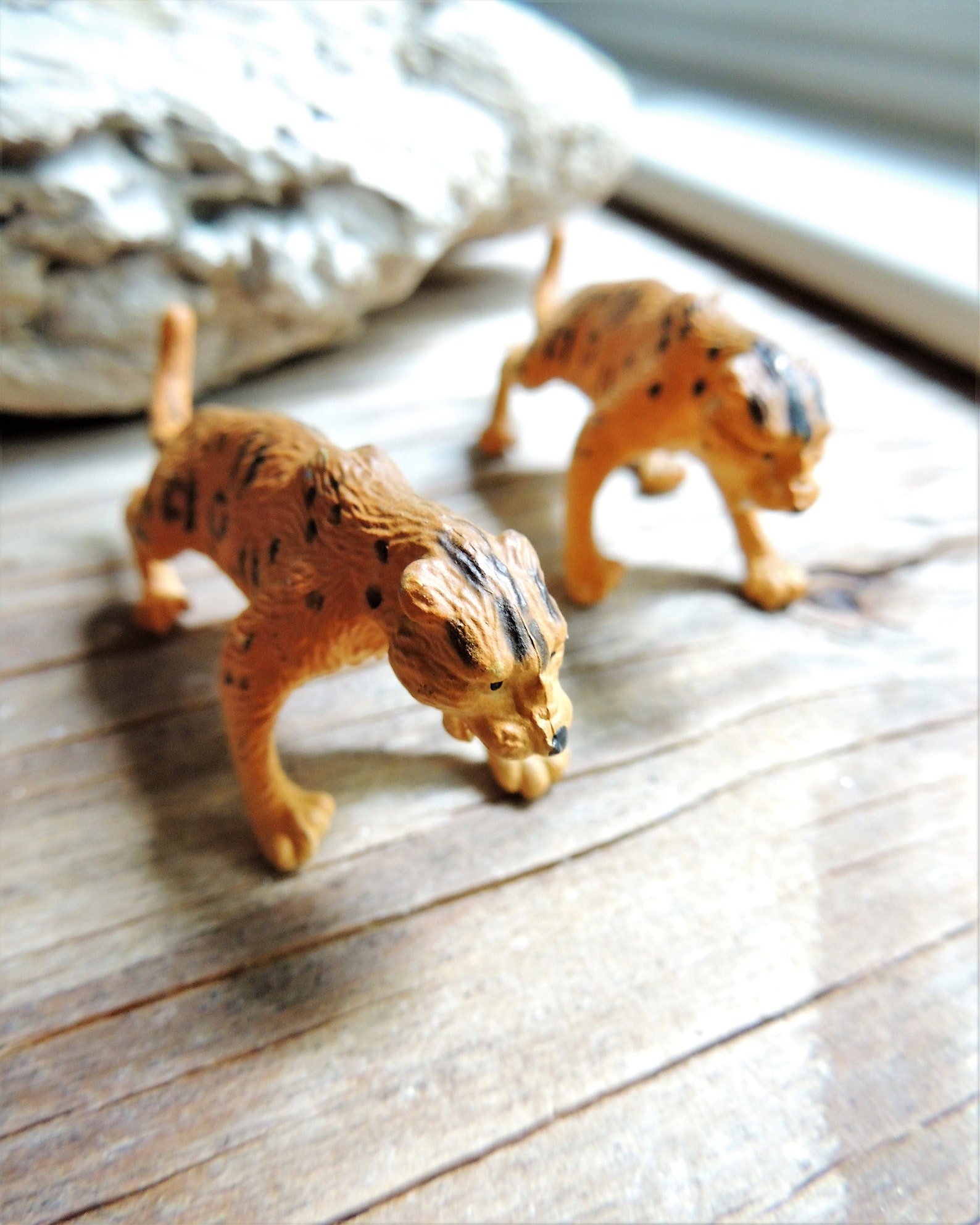 JAGUAR MINIATURE ANIMAL Figure Figurine Panther Fairy Garden Dollhouse ...