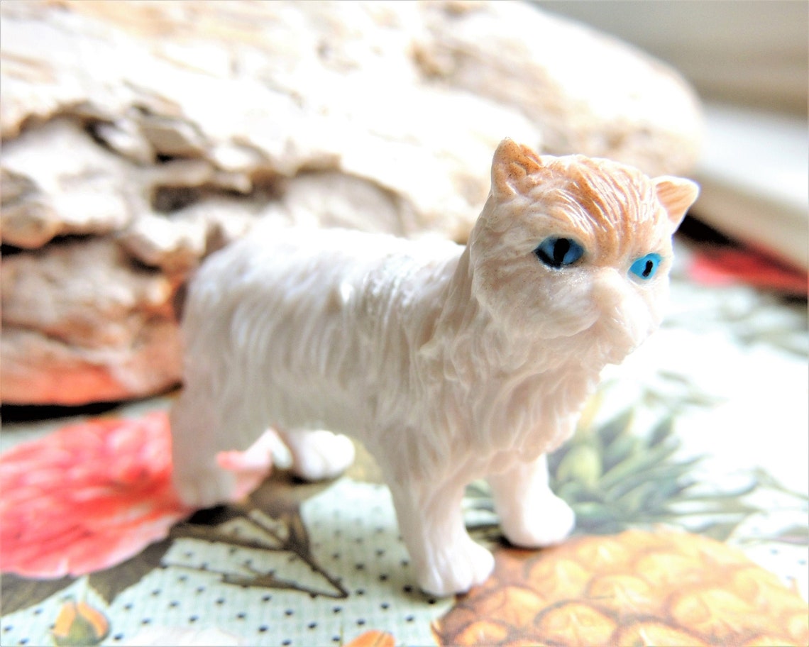 MINIATURE CAT FIGURINES Animal Mini Figure Birman Cats Kitten White ...