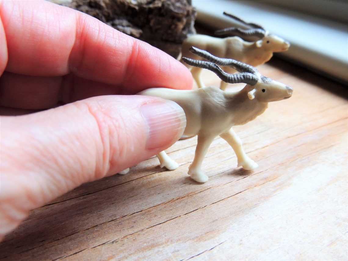 MINIATURE WHITE ANTELOPE Addax Animal Figurine Fairy Garden Dollhouse ...