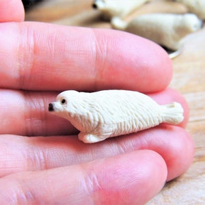 Tiny MINIATURE HARP SEAL Pup Animals Figurines Figures Terrarium Fairy ...