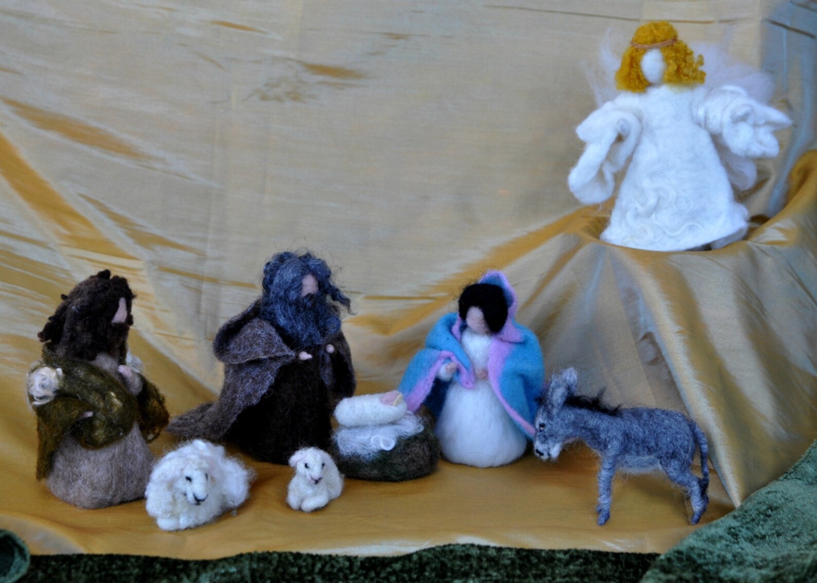Needle Felted Nativity Set /nativity/waldorf 8 Pieces/mother | Etsy