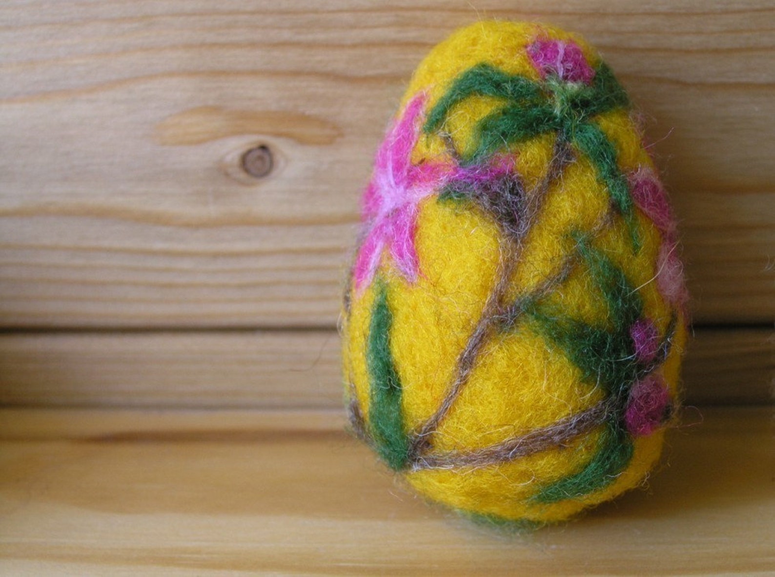 Needle Felted Easter Eggs-azalea - Etsy