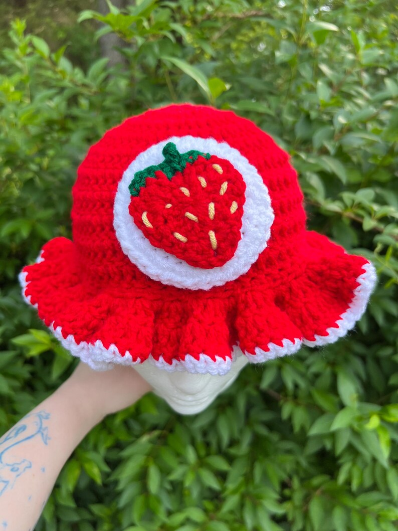 Crochet Strawberry Hat Pattern - Etsy