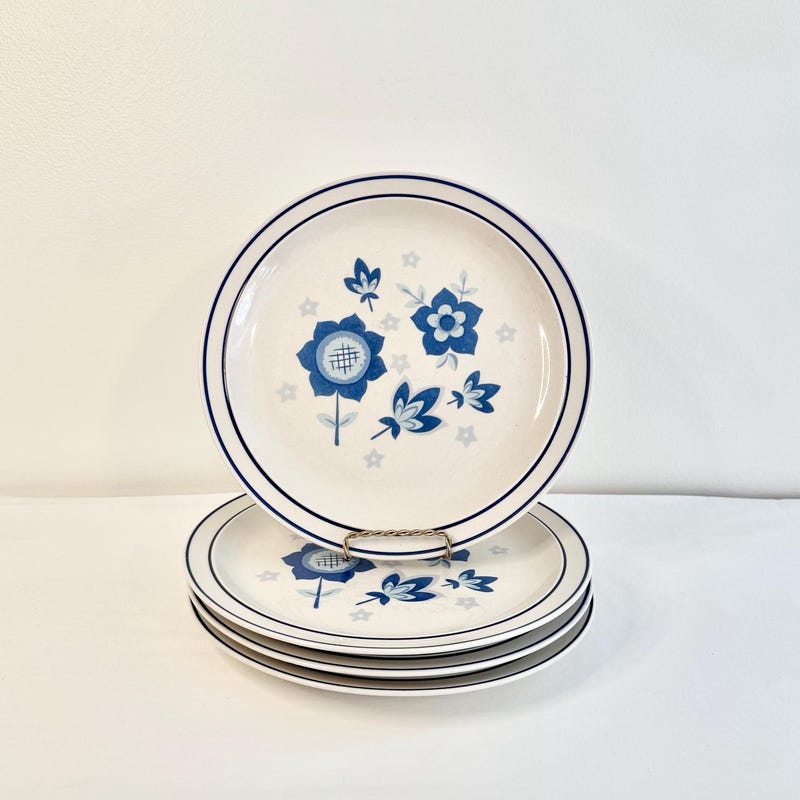 Royal Tudor Dinner Plate - Etsy