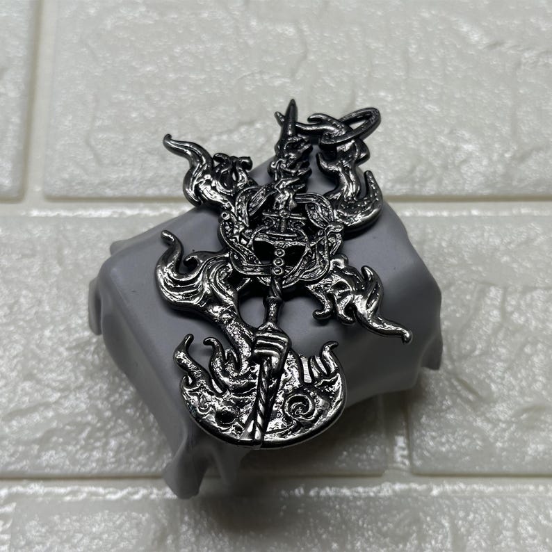 Elden Ring Messmer Metal Pendant, Crusade Insignia - Etsy