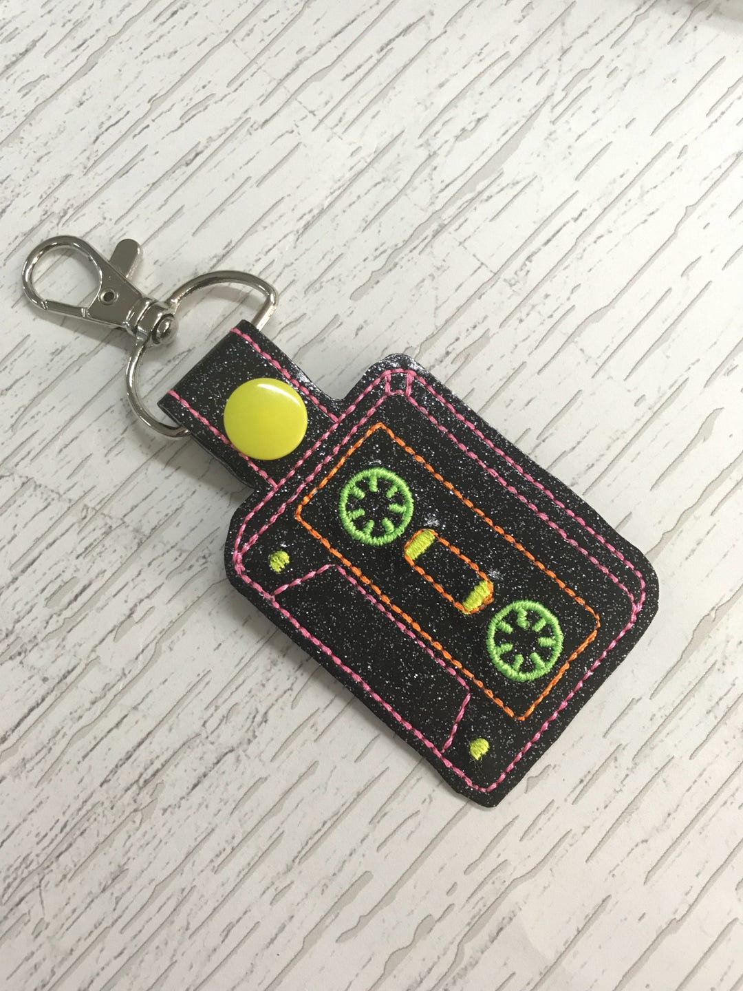 Retro 80s Cassette Glitter Key Fob - Etsy
