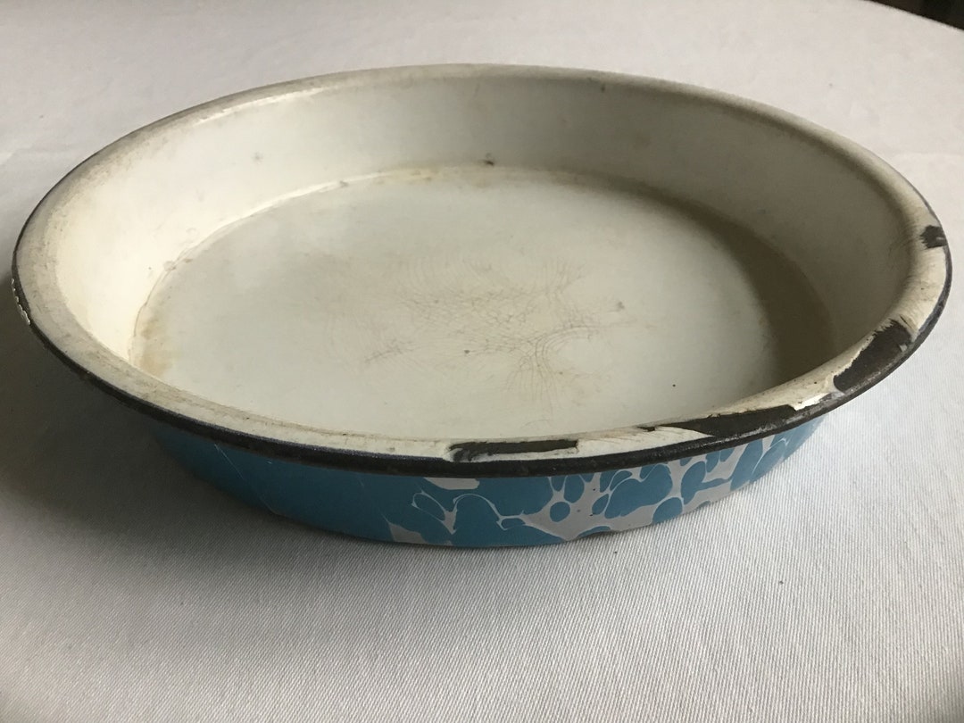 Vintage Blue and White Enamelware Pie Pan - Etsy