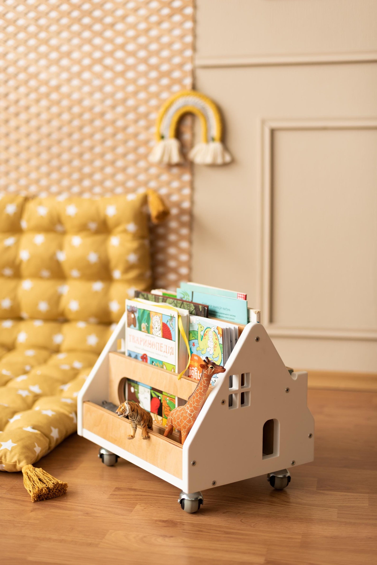 Montessori Children's Bookshelf on Wheels - Etsy