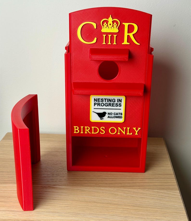 Postbox Bird Box – British Red Post Box Garden Birdhouse | Royal Mail ...