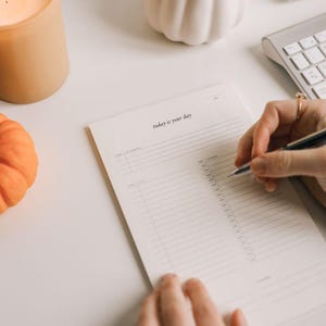 Daily Planner Notepad: Cream Paper, Tear-off Pages - Etsy