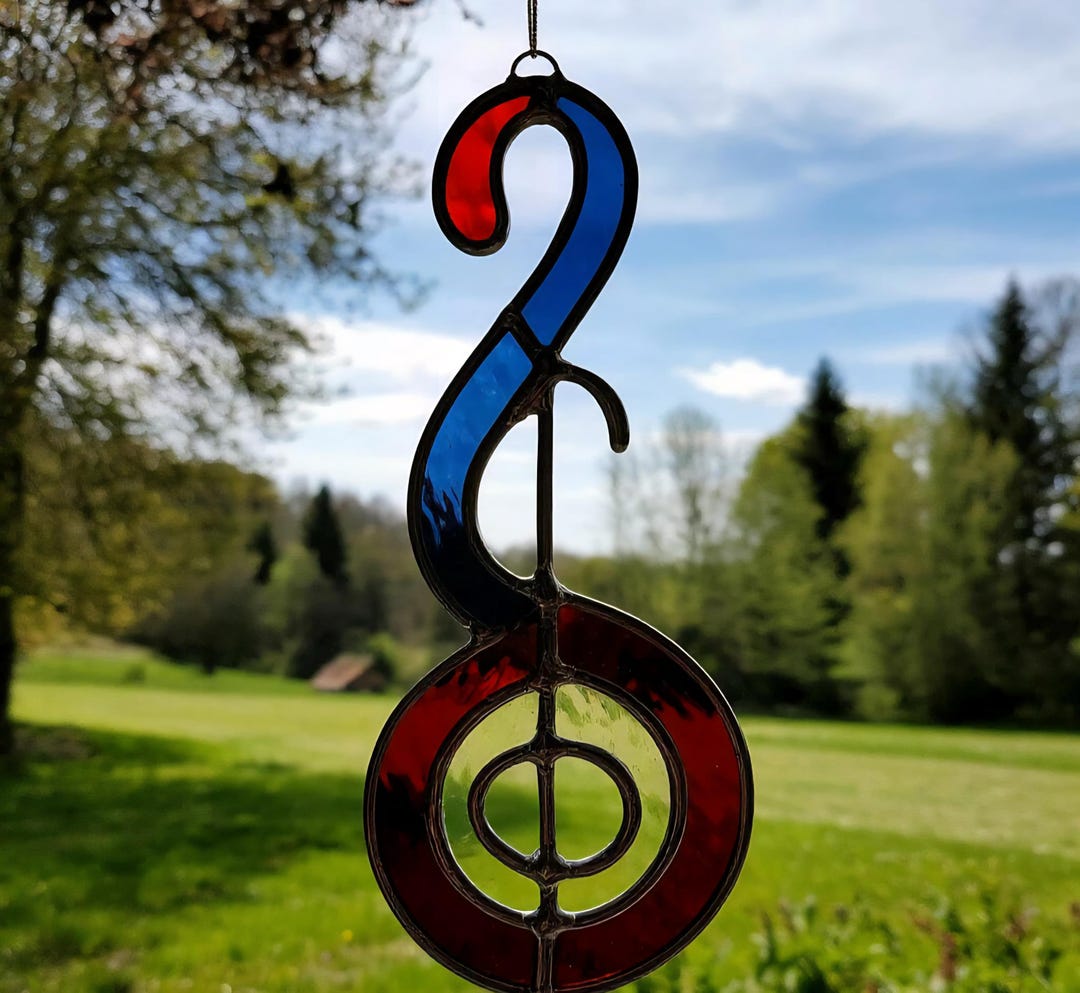 Stained Glass Treble Clef Suncatcher: Handmade Musical Ornament - Etsy