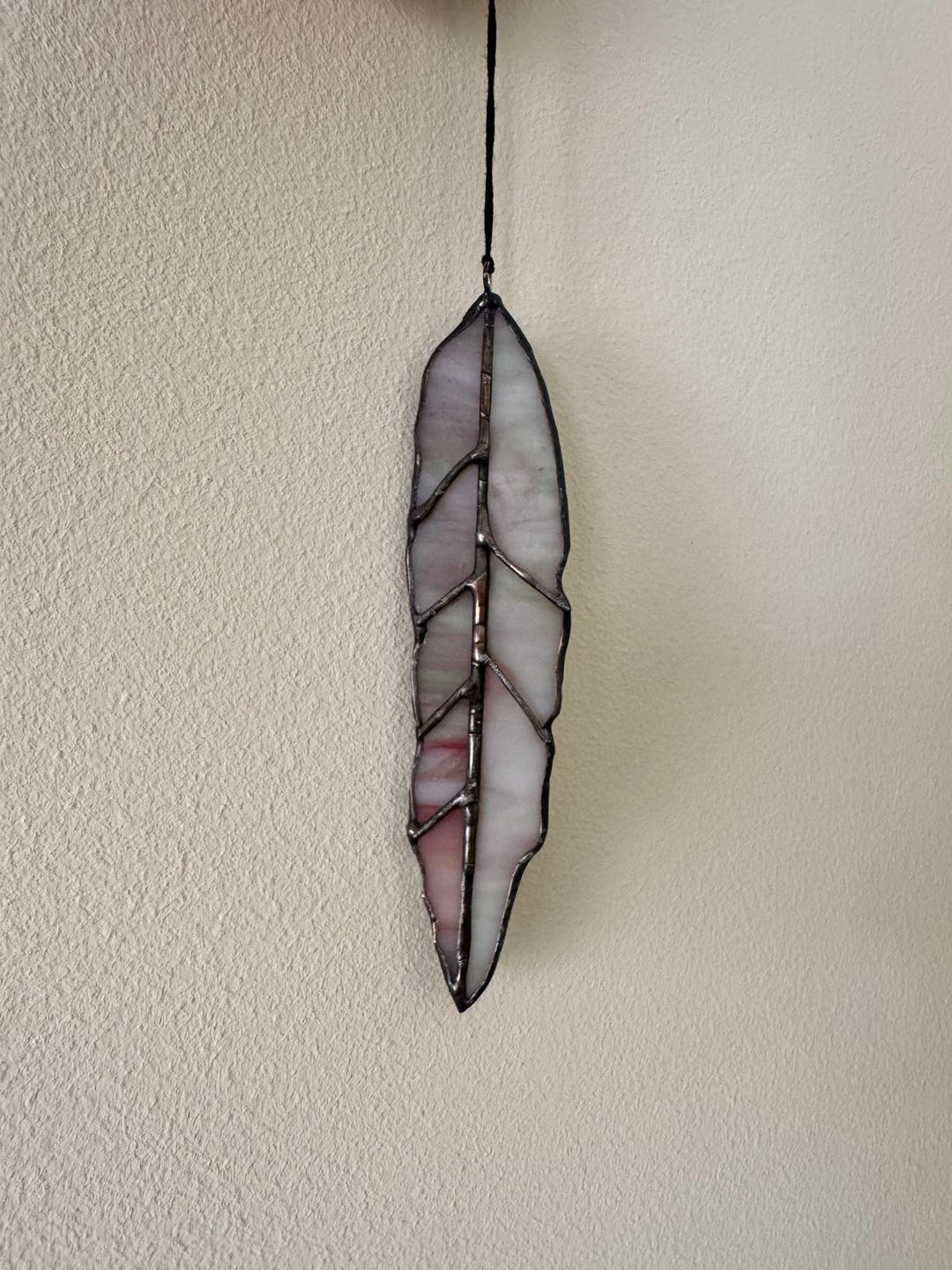 Vitral com Pena para Apanhar Sol: Decoração Boho Vermelha para Janela ...