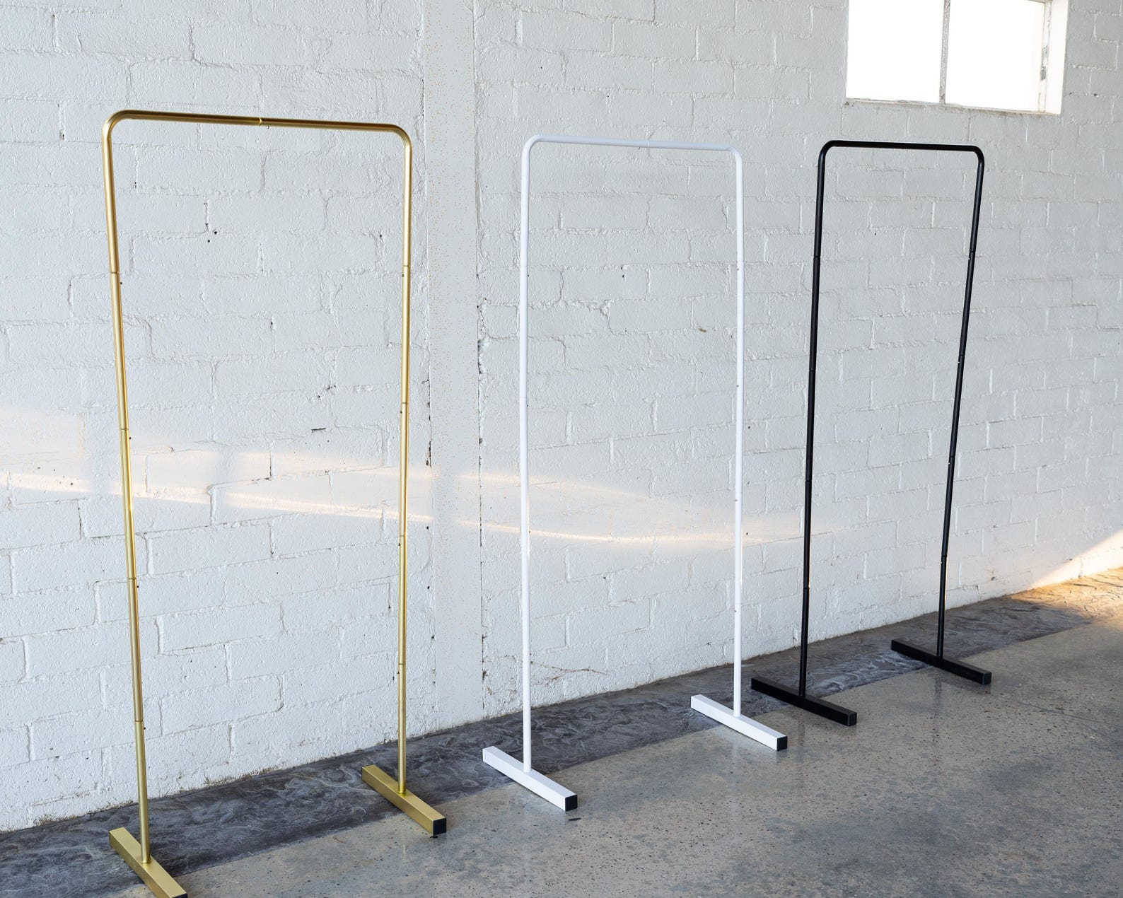 Wedding Sign Stand Holder – Metal Freestanding Sign Holder for Welcome ...