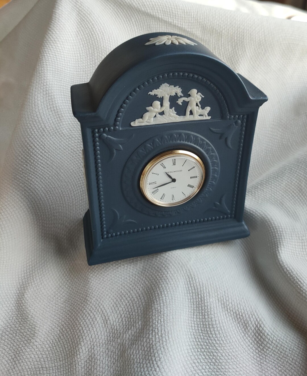 Vintage Wedgwood Dark Blue / Cobalt Clue Jasperware Clock. - Etsy