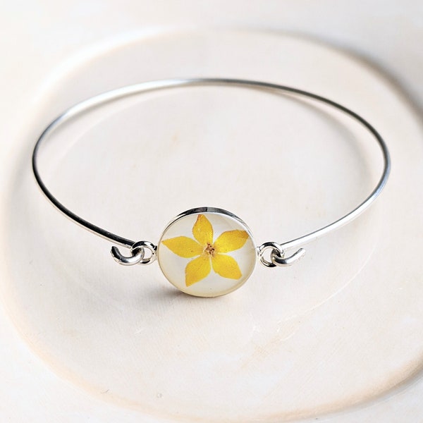 Flower Bangle - Etsy