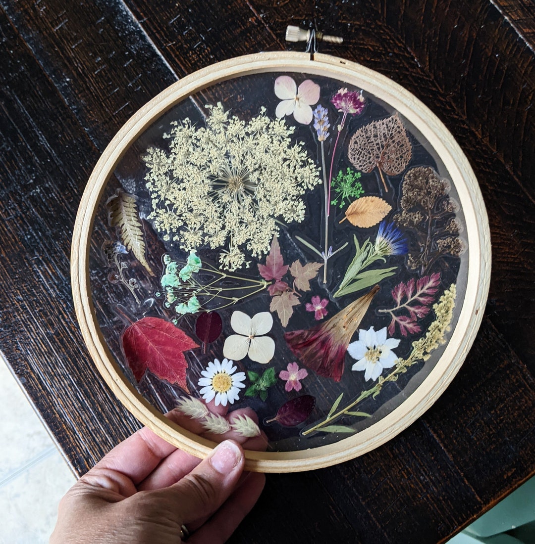 Framed Flowers Wall Art, Assorted Flowers, Hoop Art Decor, Botanical ...