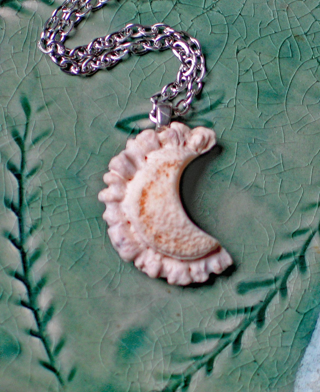 White Crescent Moon Antler Jewelry Pendant - Etsy